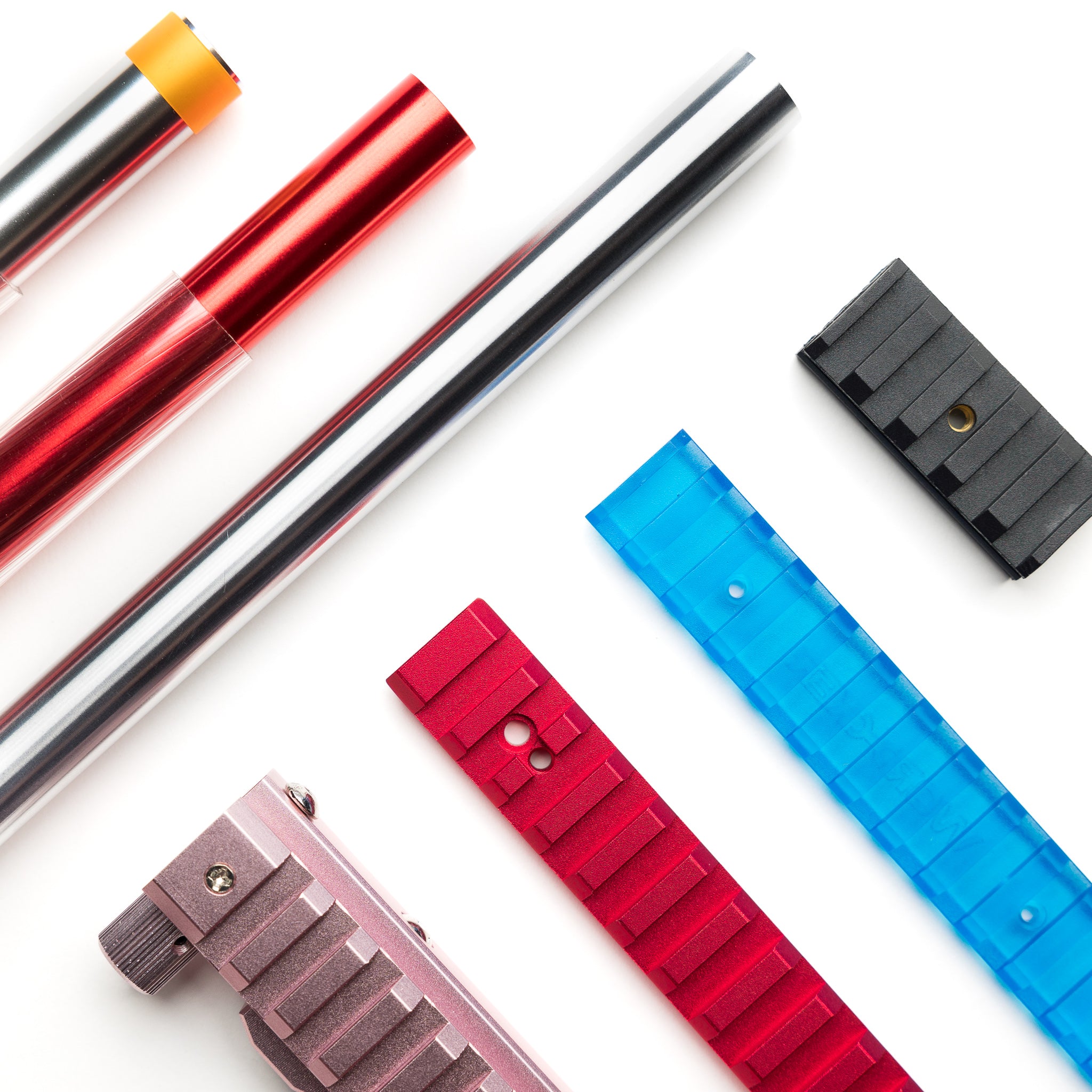 BARRELS + RAILS – Out of Darts